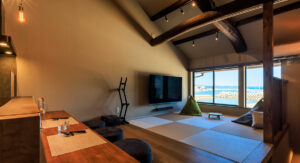 海辺暮らしSEKI｜牛窓 港のお宿 髙田 - TAKATA